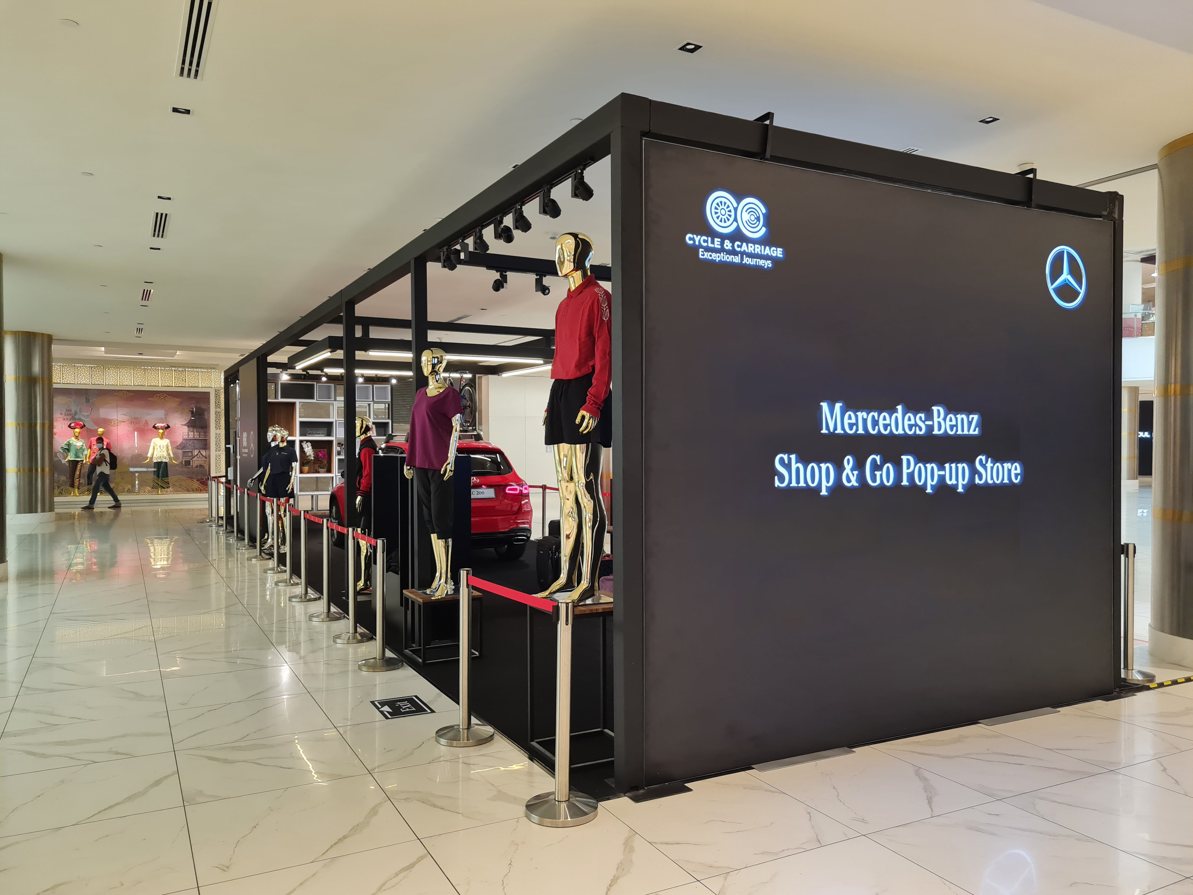 The first Mercedes-Benz Shop & Go pop-up store at 1 Utama! Selling ...