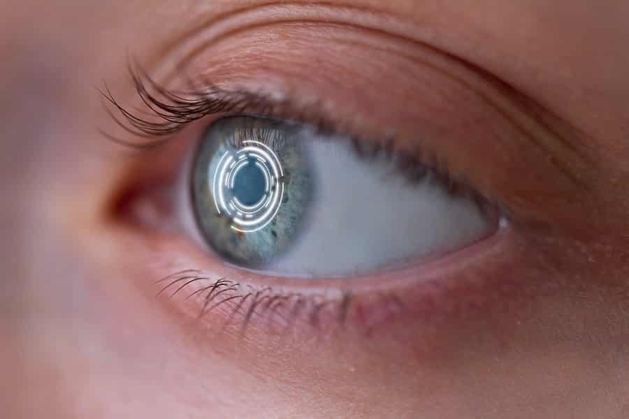 The first AR contact lens has been released! with an ultra-accurate eye ...