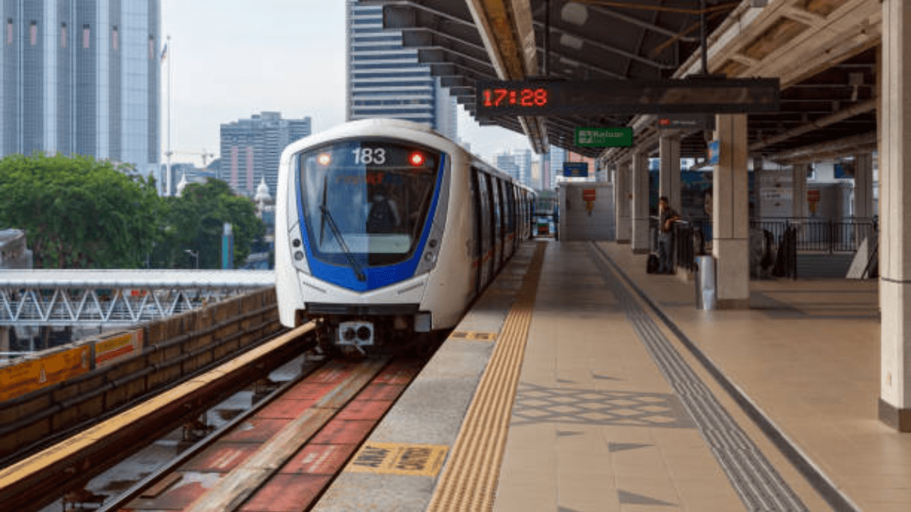 According to RpaidKL, Ampang LRT Line service has been delayed due to a ...